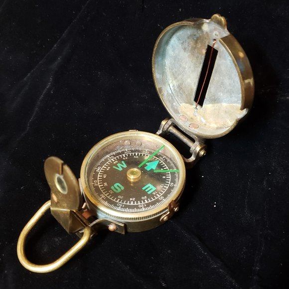 E Harris | Other | Vintage Wwi 914 British Brass Military Compass ...